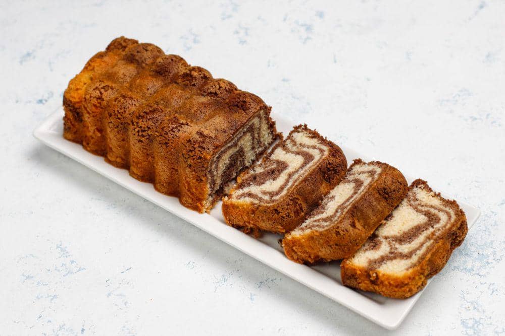 5 Kunci Membuat Marble Cake yang Moist, Kue Jadul Favorit! | IDN Times