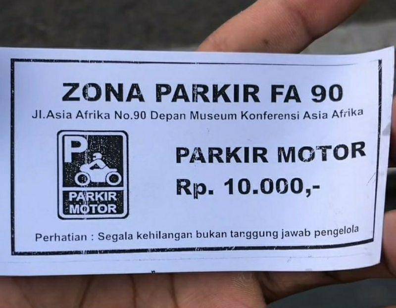 Viral Parkir Motor di depan Gedung KAA Rp10 Ribu | IDN Times Jabar