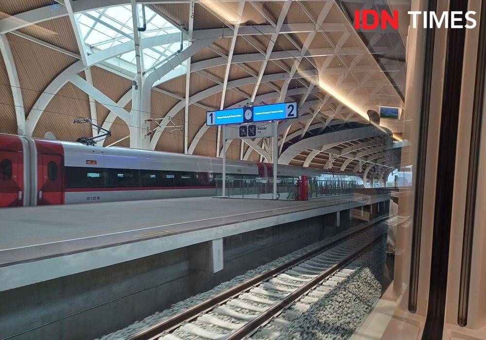 Jadwal Kereta Cepat Whoosh Rute Halim-Padalarang PP | IDN Times