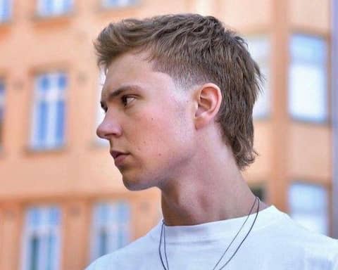 15 Potongan Mullet Pendek Pria untuk Semua Jenis Rambut | IDN Times