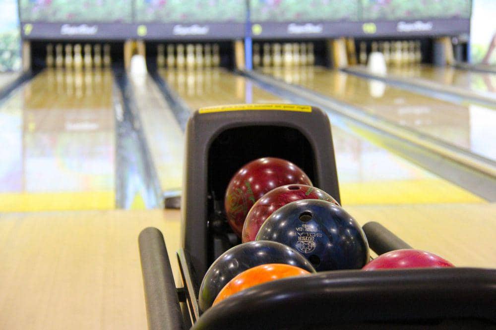 3 Rekomendasi Tempat Bowling di Surabaya | IDN Times Jatim