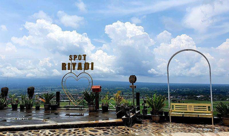 5 Spot Foto di Candi Prambanan Paling Hits, Menawan! | IDN Times