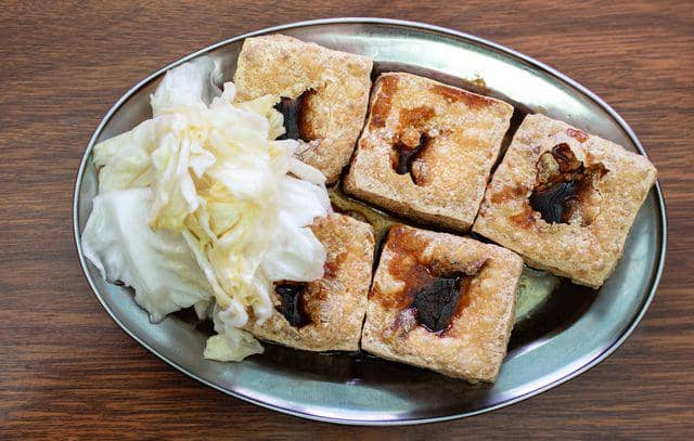 5 Fakta Chou Doufu, Tahu Busuk dari China yang Banyak Penikm | IDN Times