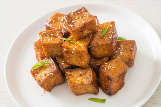 5 Fakta Chou Doufu, Tahu Busuk dari China yang Banyak Penikm | IDN Times