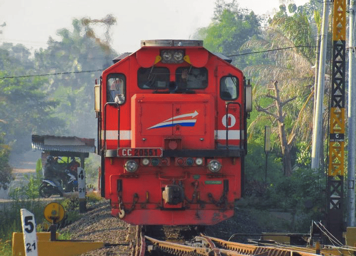 Jenis dan Berat Lokomotif Milik KAI, Tahu Bedanya? | IDN Times Jogja