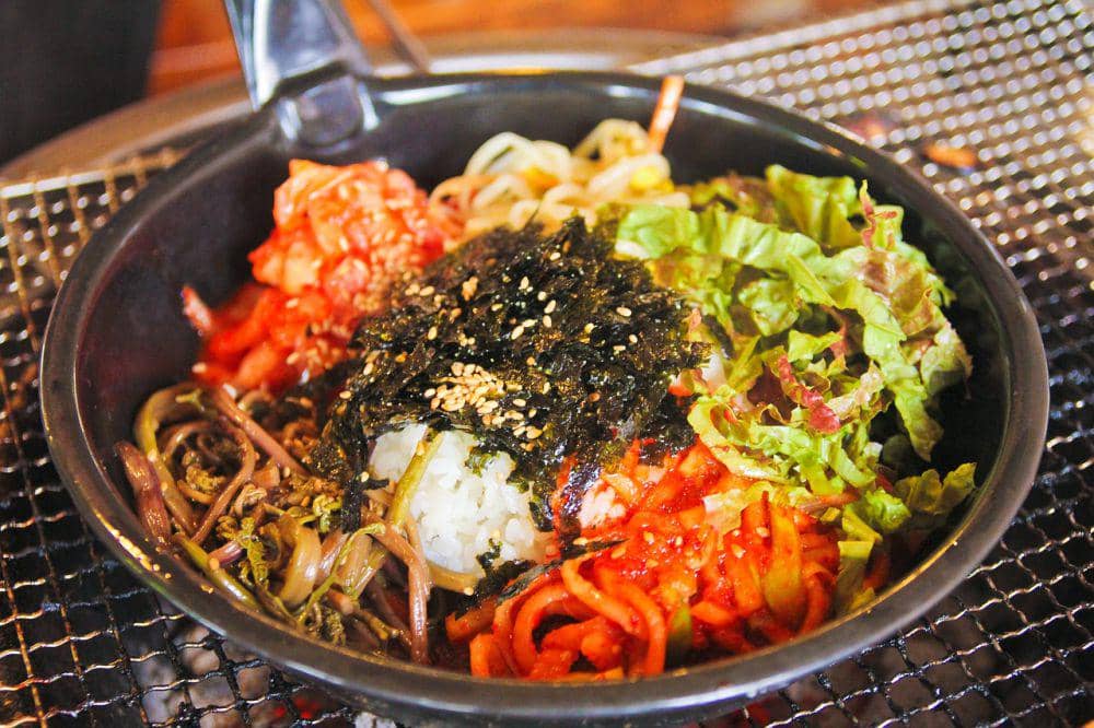 8 Tips Membuat Bibimbap, Nasi Campur Korea Berisi Sayuran | IDN Times