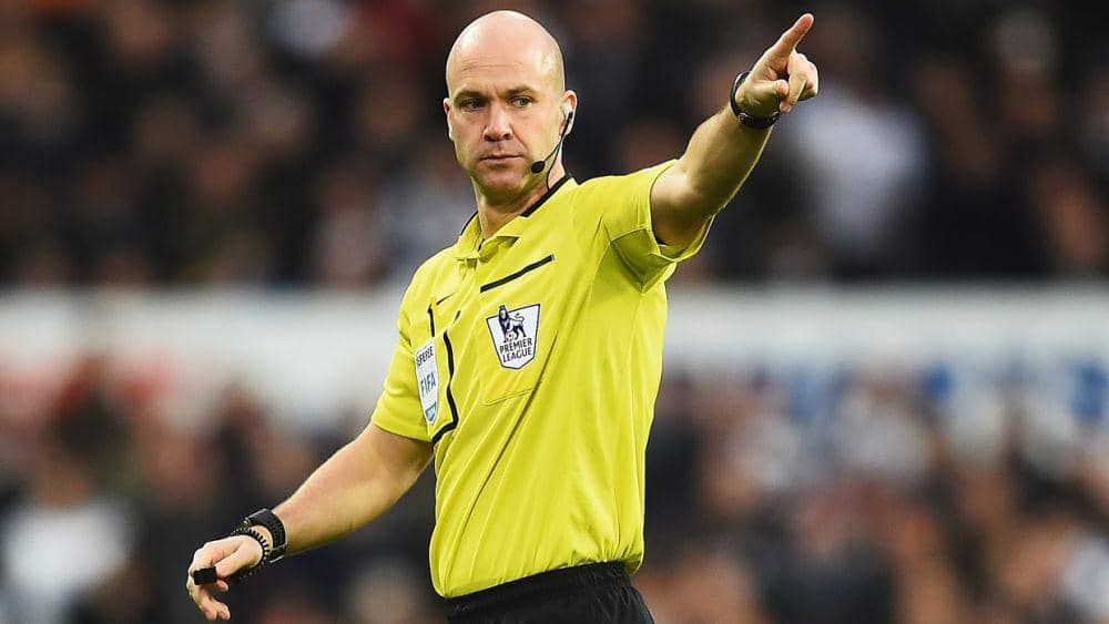 Kontroversial, Wasit Anthony Taylor Dihukum Turun Kasta | IDN Times