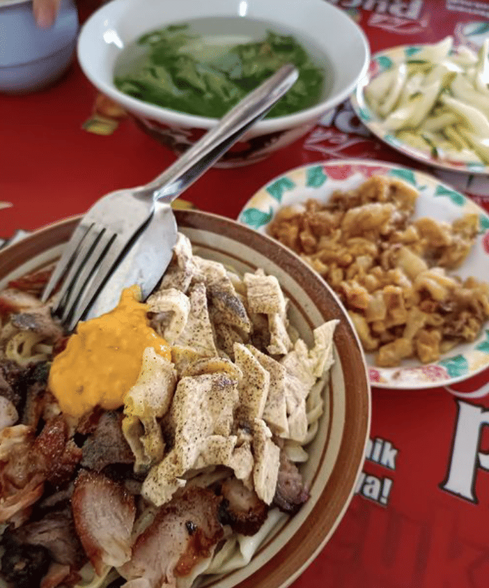 6 Kuliner Babi di Semarang Paling Enak, Makan sampai Kenyang | IDN Times