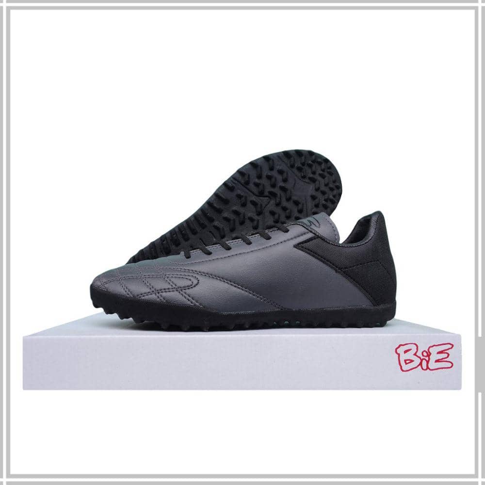 5 Rekomendasi Sepatu Mini Soccer Terbaik, Bikin Nyaman! | IDN Times