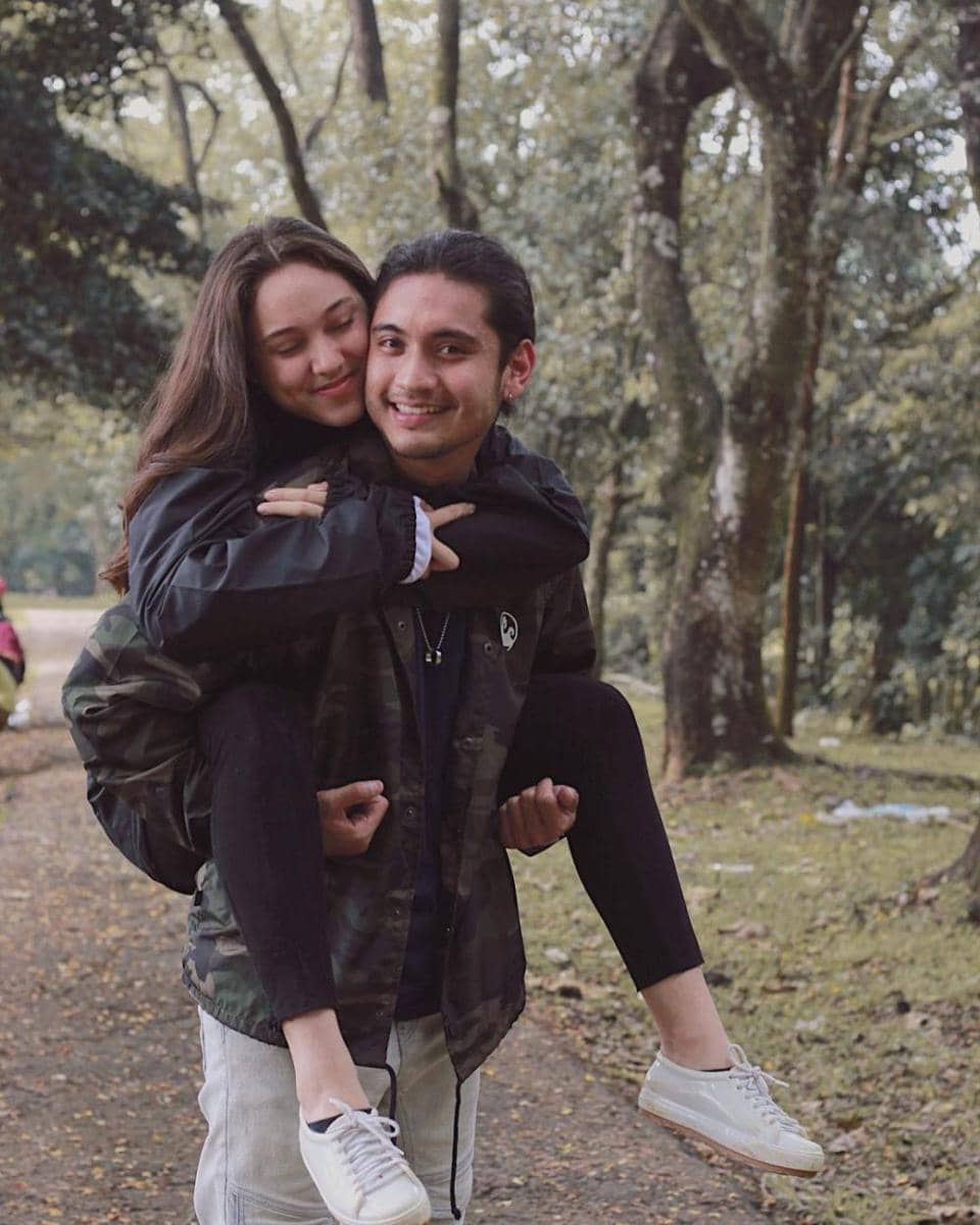 9 Film dan Series Yasmin Napper, Spesialis Karakter Baper | IDN Times