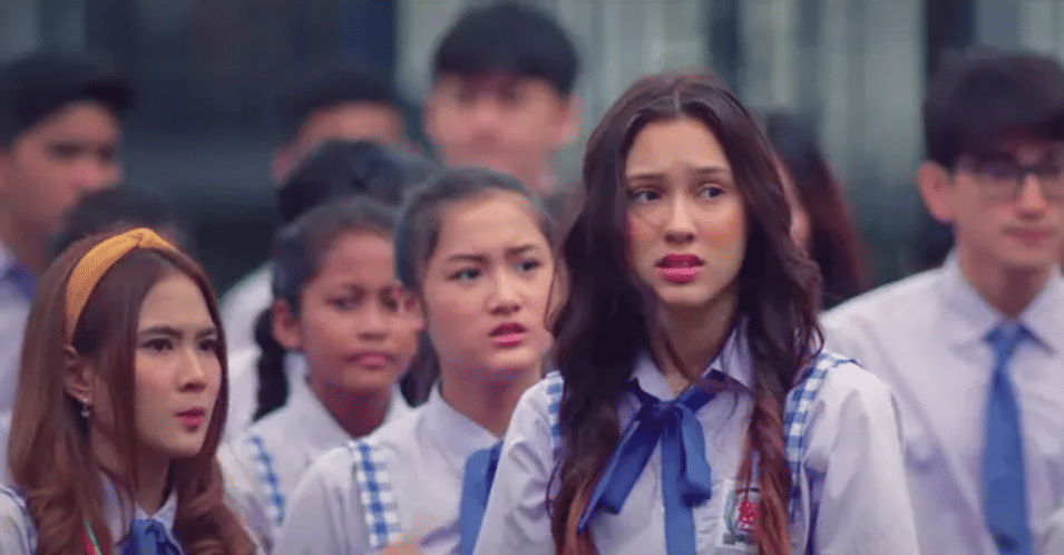 9 Film dan Series Yasmin Napper, Spesialis Karakter Baper | IDN Times