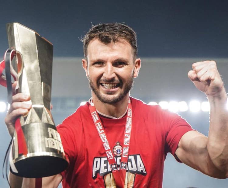 Ex lover slut Busty sikh escort.