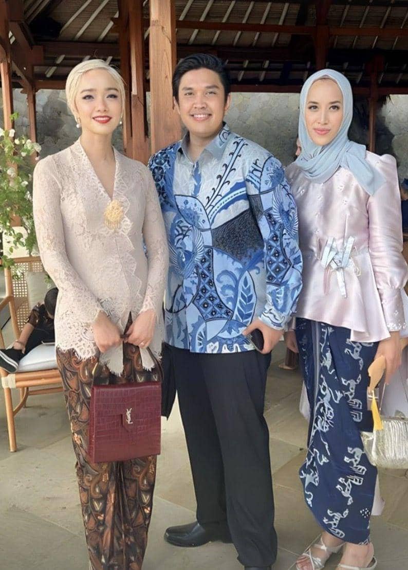 7 Potret Artis di Akad Nikah BCL dan Tiko Aryawardhana | IDN Times