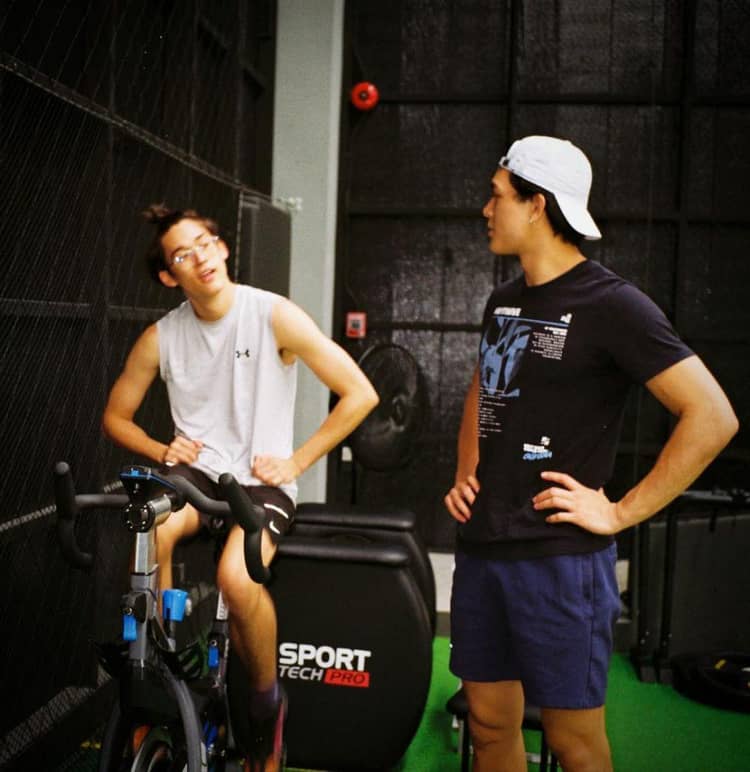 8 Potret Kedekatan Joss Wayar dan Gawin Caskey | IDN Times