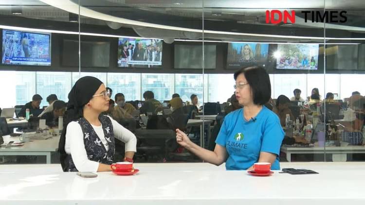 Profil Okky Madasari, Penulis yang Cinta Isu Sosial | IDN Times