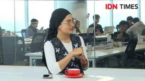 Profil Okky Madasari, Penulis yang Cinta Isu Sosial | IDN Times