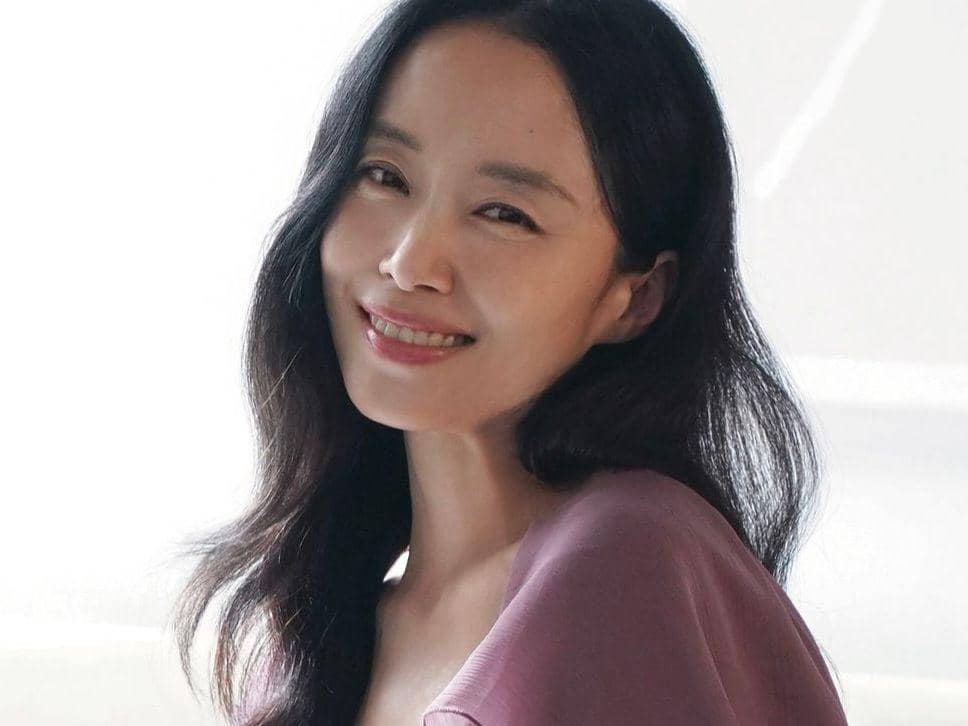 Biodata dan Profil Jeon Do Yeon | IDN Times
