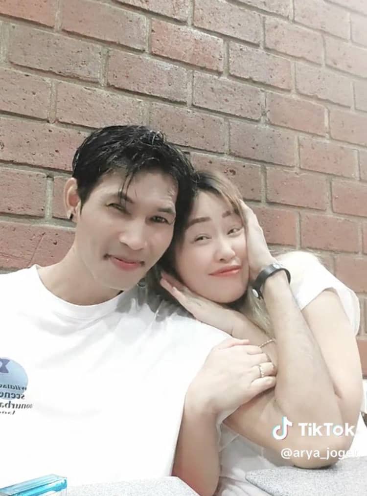 Profil Arya Khan Suami Baru Pinkan Mambo, Juragan Singkong | IDN Times