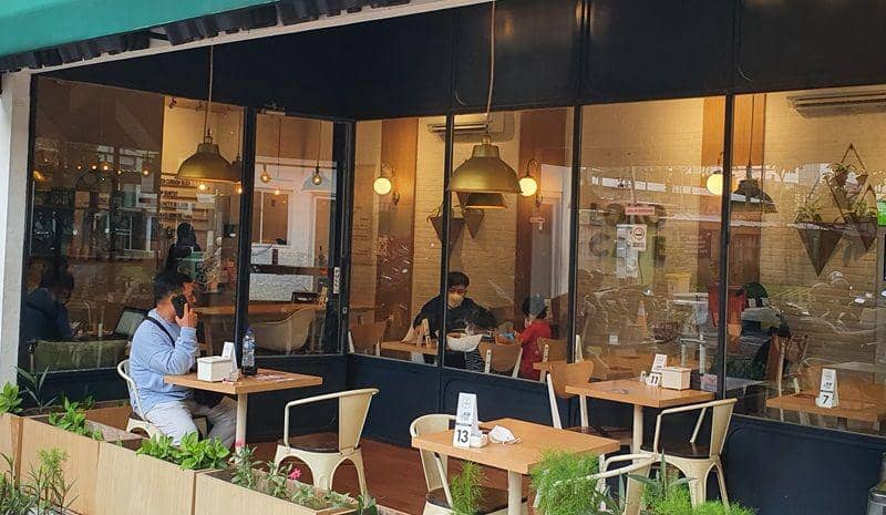 6 Tempat Makan Dekat Stasiun Pasar Senen, Banyak Pilihannya | IDN Times