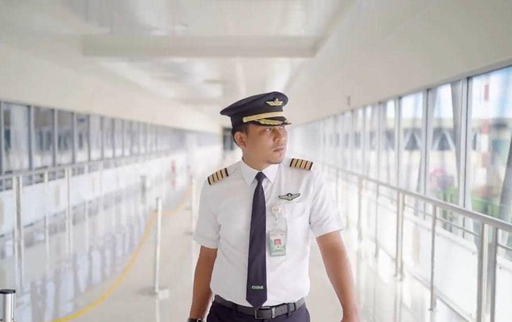 Berapa Gaji Pilot Garuda Indonesia? Segini Besarannya | IDN Times