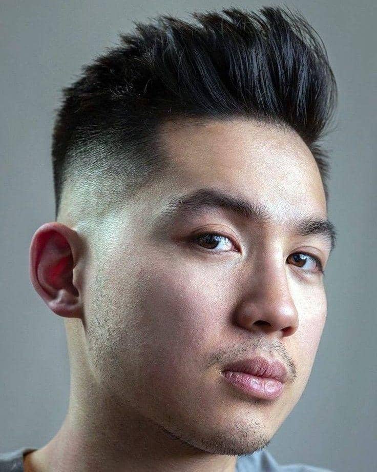 10 Rekomendasi Potongan Mandarin Pria, Rapi dan Stylish | IDN Times