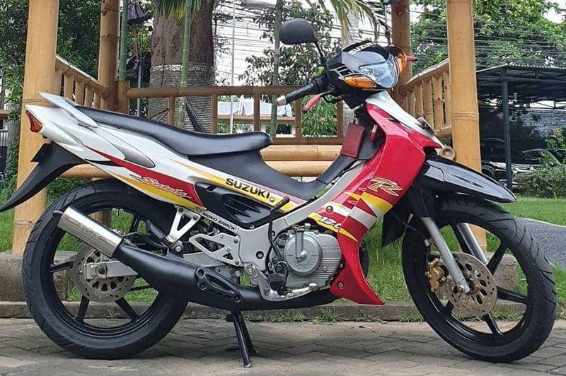 5 Perbedaan Satria Hiu dan Lumba 2 Tak, Tangguh Mana? | IDN Times