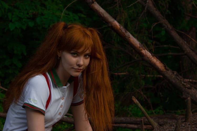 12 Gaya Ikat Rambut Cewek yang Trendy Banget, Sudah Jajal? | IDN Times