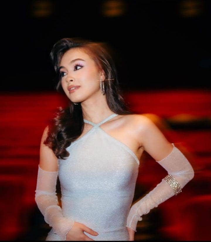 Profil dan Biodata Caitlin Halderman | IDN Times