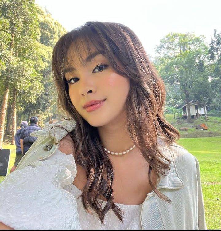 Profil dan Biodata Caitlin Halderman | IDN Times