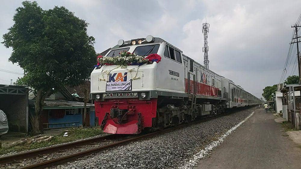 KA Pandalungan Kereta Api Eksekutif Jakarta - Jember | IDN Times
