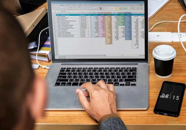 2 Cara Copy Rumus Excel ke Bawah dengan Cepat dan Mudah | IDN Times