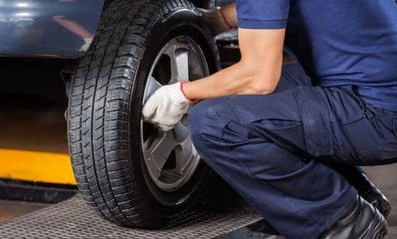 Biaya Spooring Balancing pada Ban Mobil, Segini Estimasinya | IDN Times