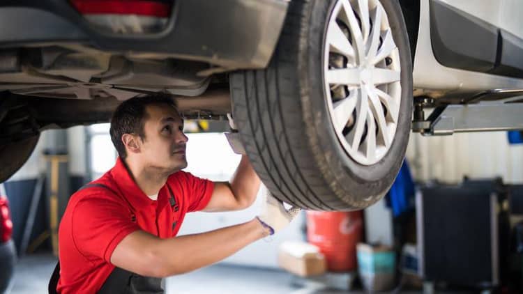 Biaya Spooring Balancing pada Ban Mobil, Segini Estimasinya | IDN Times