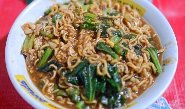 7 Resep Indomie Hack yang Praktis dan Enak Banget | IDN Times