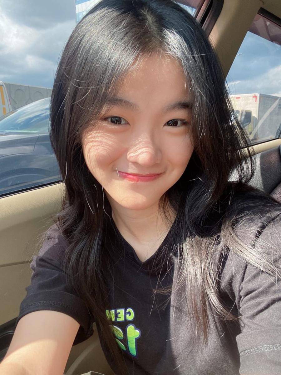 Profil dan Biodata Catherina Vallencia 'Erine' JKT48 | IDN Times