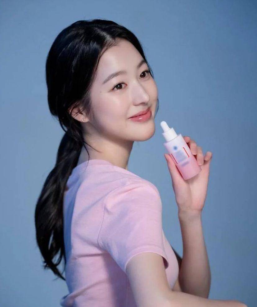 Biodata dan Profil Jang Da Ah, Kakak Wonyoung IVE | IDN Times