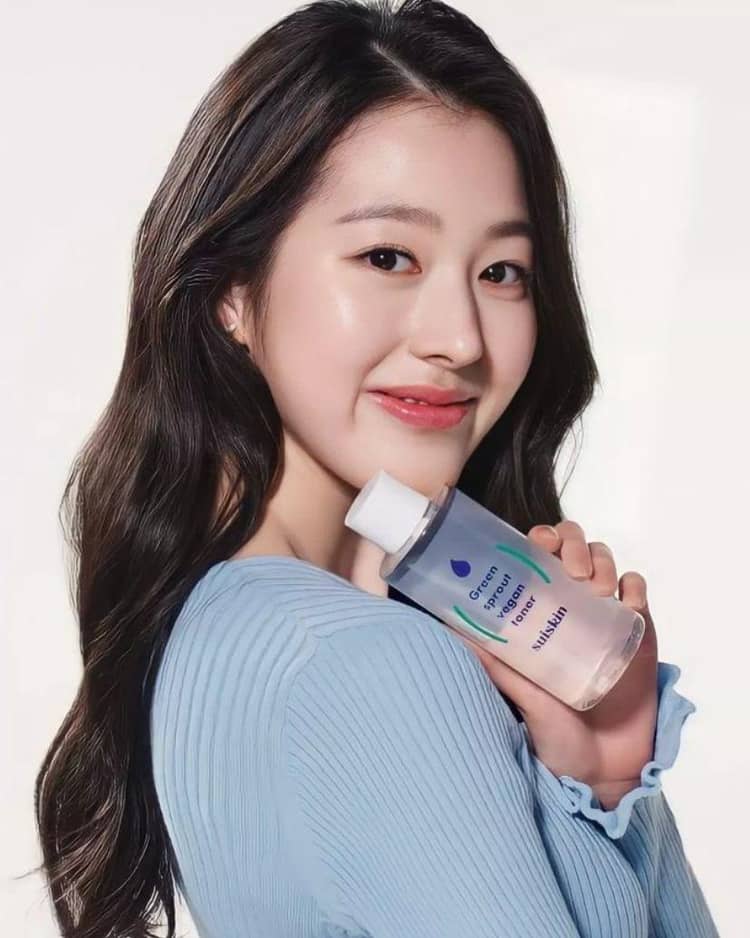 Biodata dan Profil Jang Da Ah, Kakak Wonyoung IVE | IDN Times