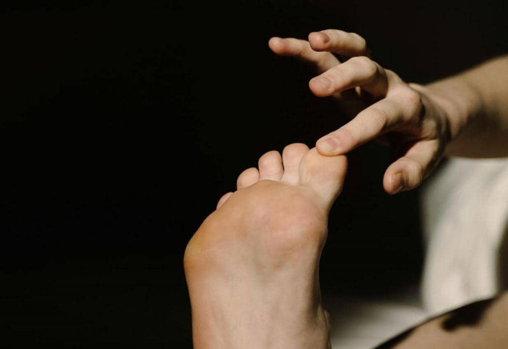 9 Penyebab Nyeri Sendi di Jempol Kaki | IDN Times
