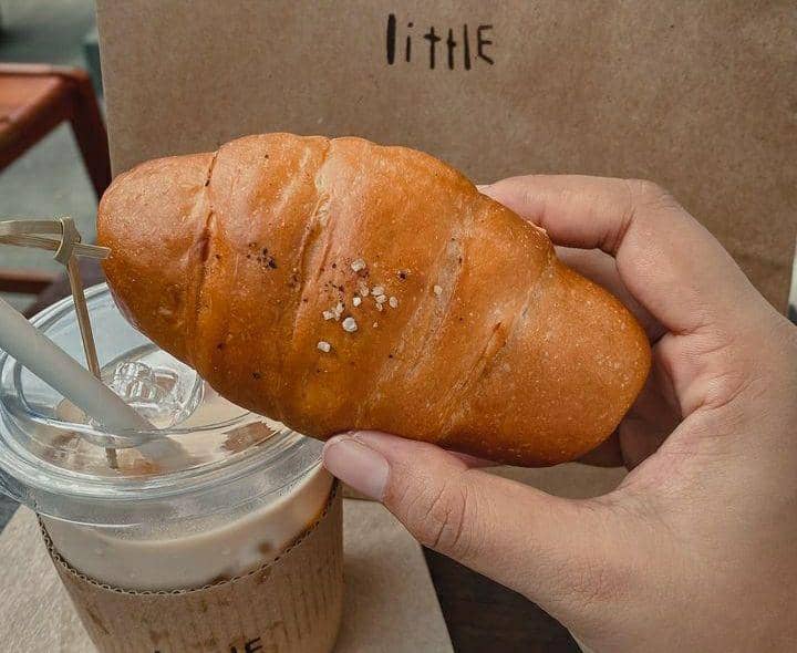 5 Menu Best Seller Little Salt Bread yang Wajib Dicoba | IDN Times
