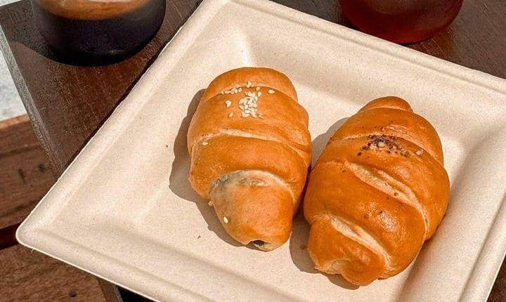 5 Menu Best Seller Little Salt Bread yang Wajib Dicoba | IDN Times
