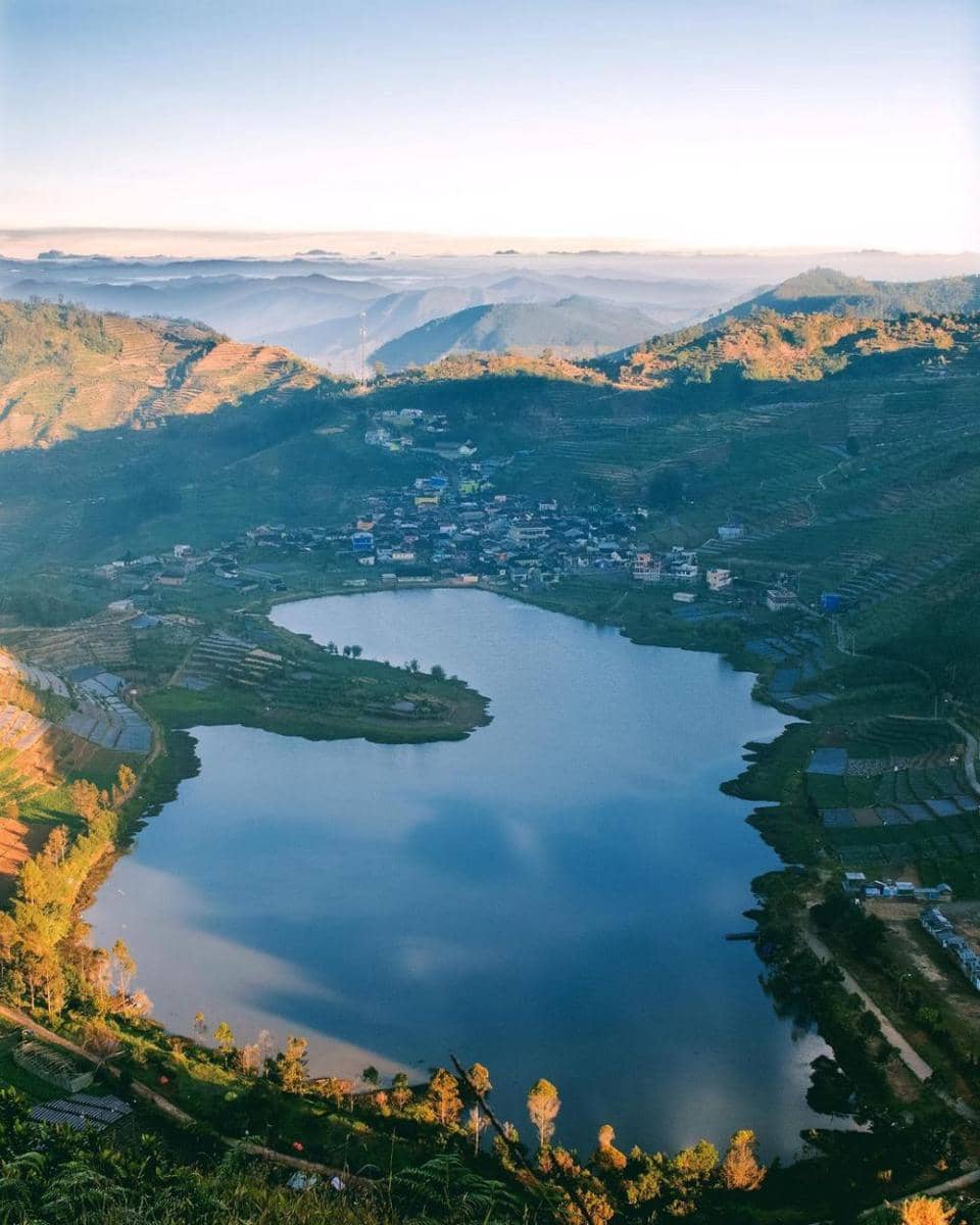 12 Info Bobocabin Dieng Wonosobo, Tengah Gunung Prau dan Hut | IDN ...