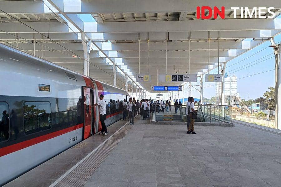 Tarif Whoosh Rute Pendek Mulai Rp75 Ribu, Cek Rinciannya | IDN Times