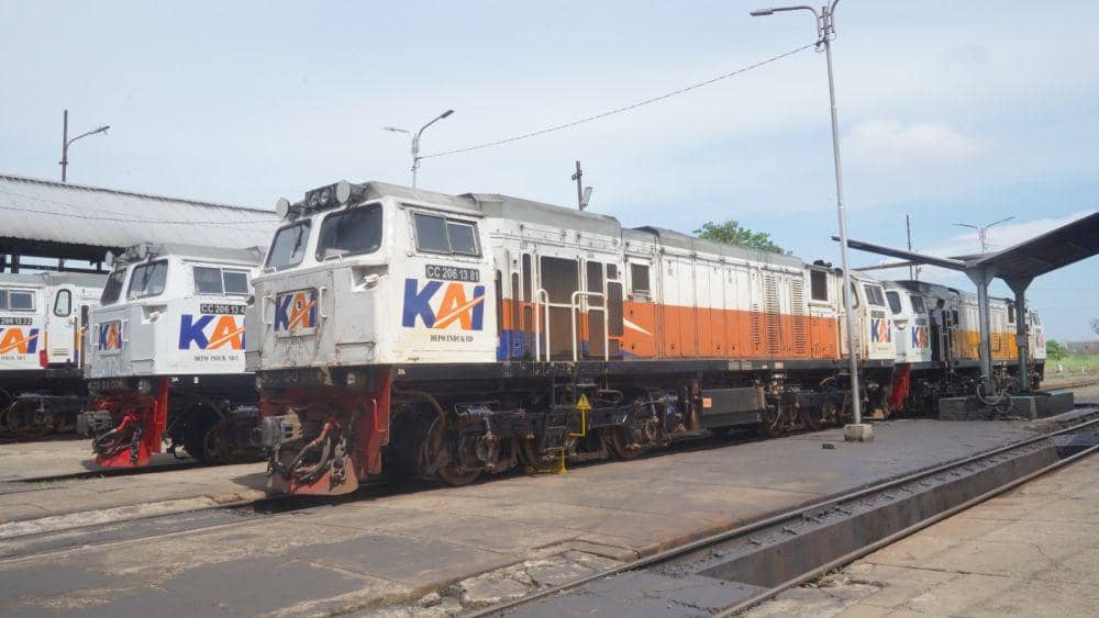 Daop 8 Surabaya Siapkan 59 Lokomotif dan 341 Kereta | IDN Times Jatim
