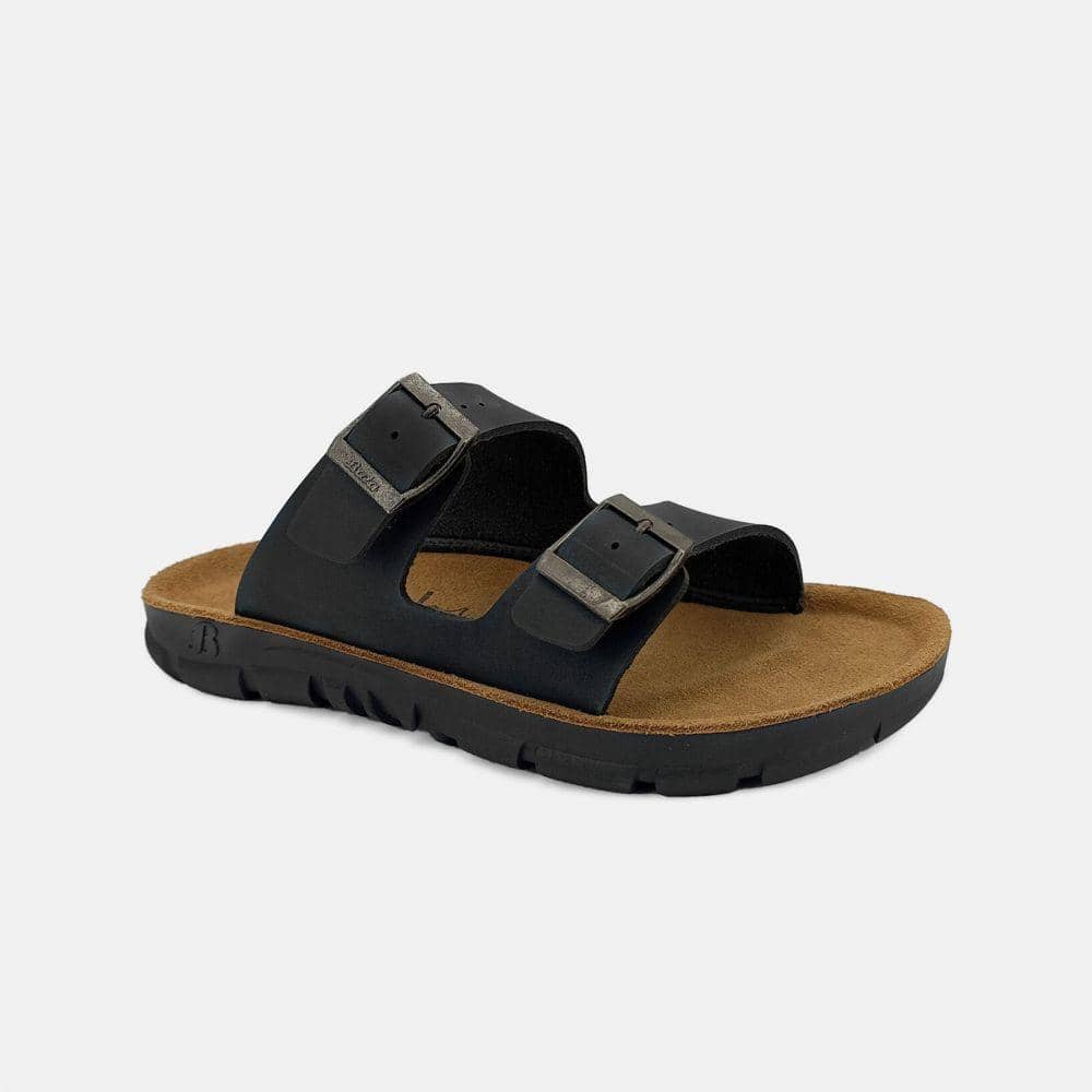 15 Rekomendasi Sandal Pria Branded Terbaik dan Kekinian | IDN Times