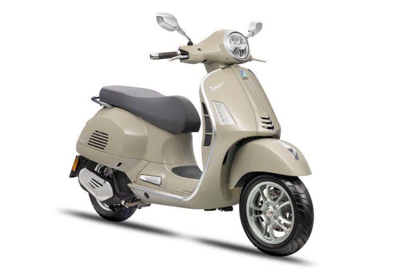 9 Tipe Vespa Matic Terbaru 2024 Lengkap dengan Harganya | IDN Times