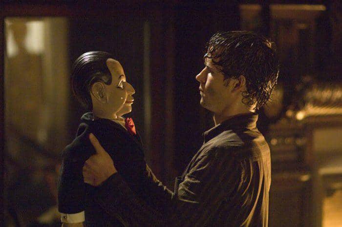 10 Film Horor tentang Boneka Pembunuh, Gelap dan Mengancam! | IDN Times