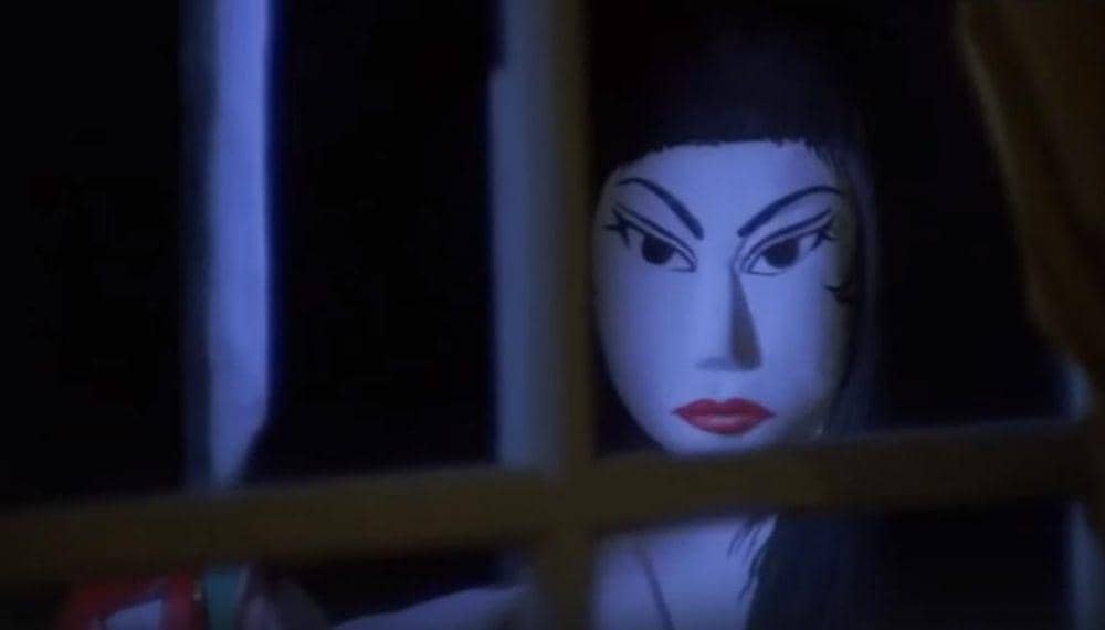 10 Film Horor tentang Boneka Pembunuh, Gelap dan Mengancam! | IDN Times