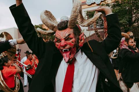 4 Fakta Unik 666, Benarkah Angka Setan? | IDN Times