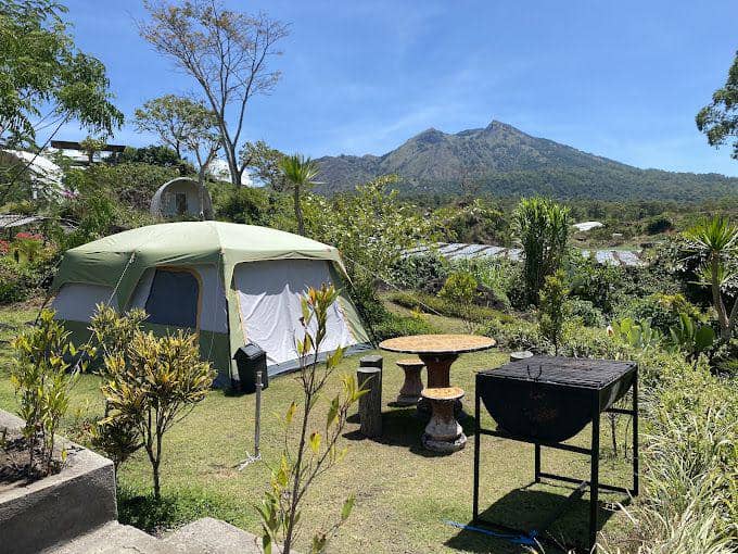 9 Tempat Glamping di Pinggir Danau Batur Kintamani | IDN Times Bali