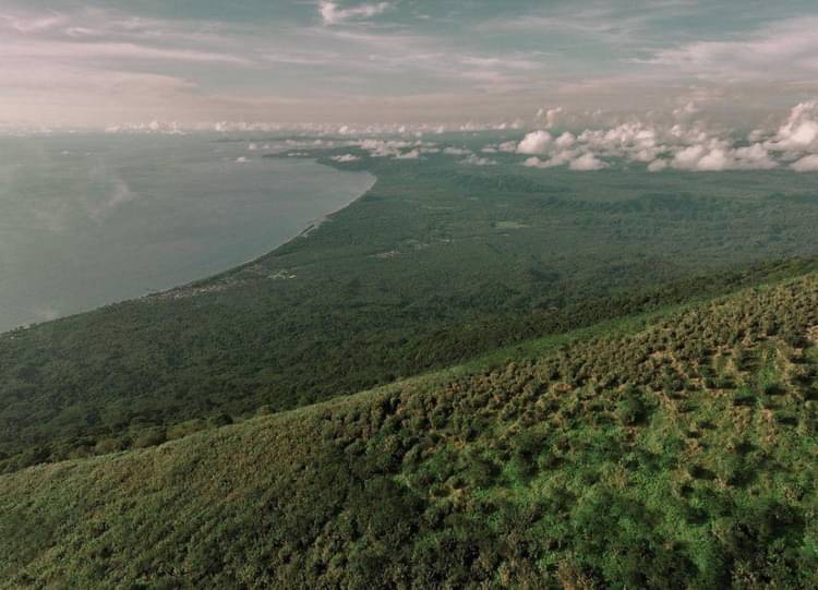 Fakta Gunung Gamkonora | IDN Times